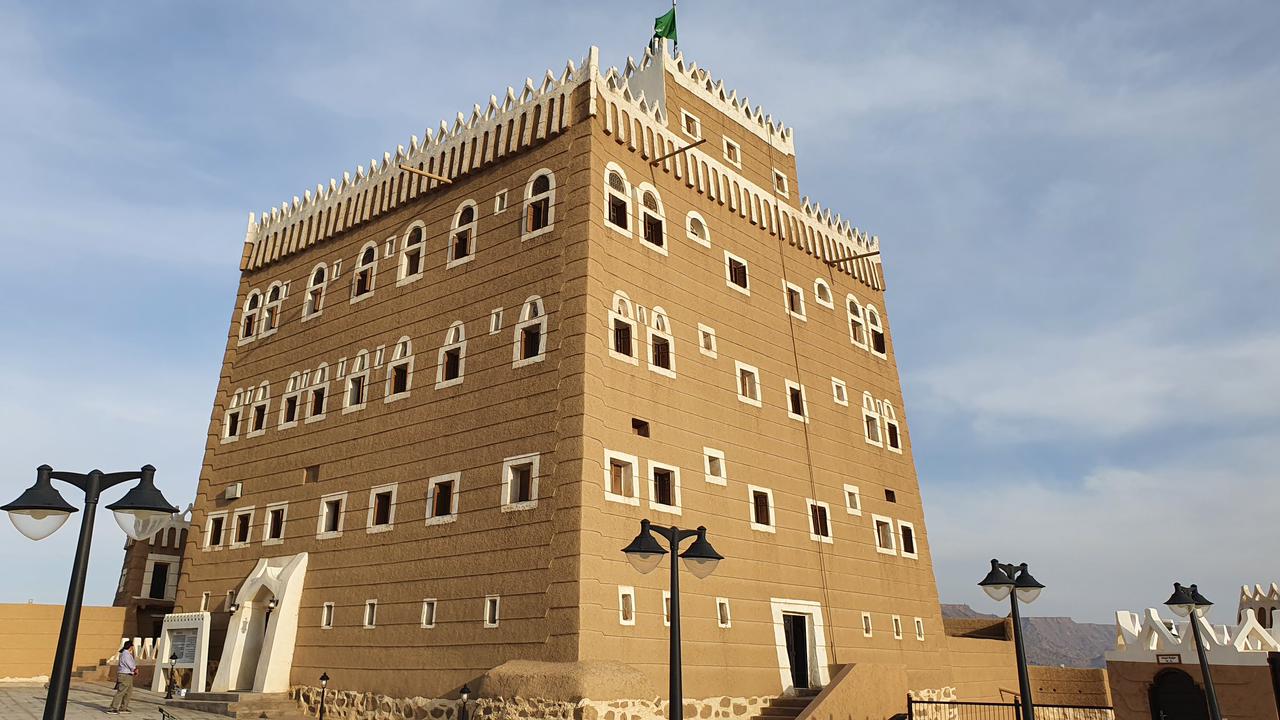 قصر العان التاريخي” مجلة عين المملكة